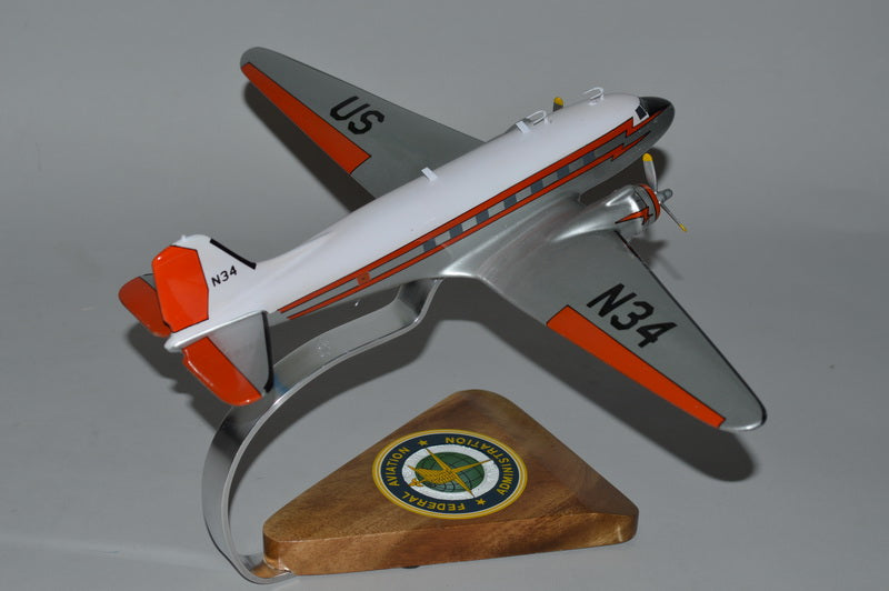 Douglas DC-3 FAA – Scalecraft