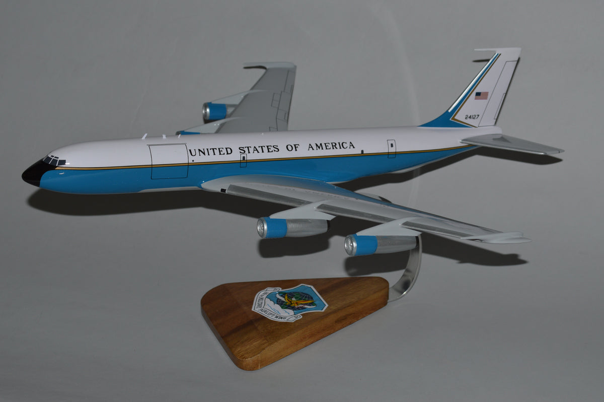 Vc 135 C 135 Stratolifter Scalecraft