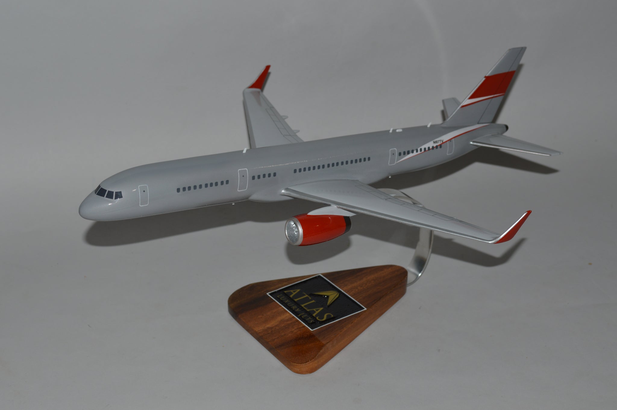 Boeing 757 custom model – Scalecraft