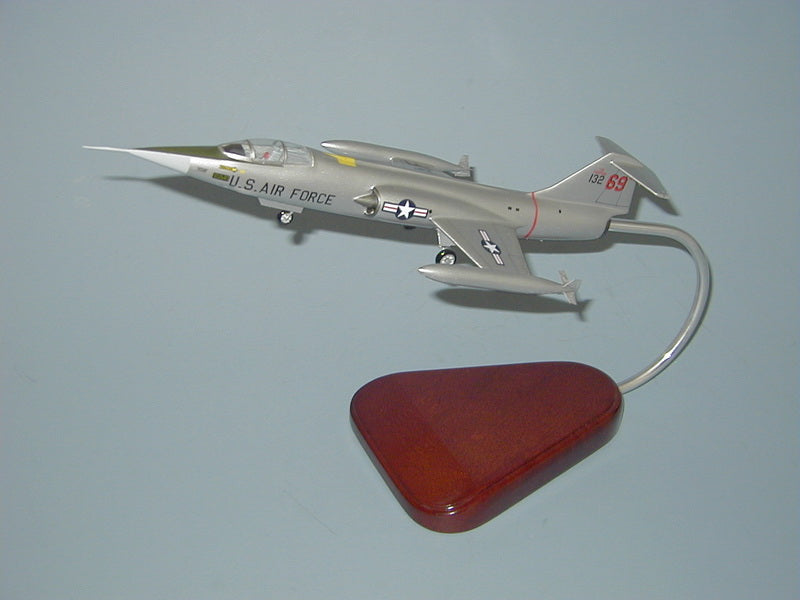 F-104 Starfighter - Gear down // Clear canopy – Scalecraft