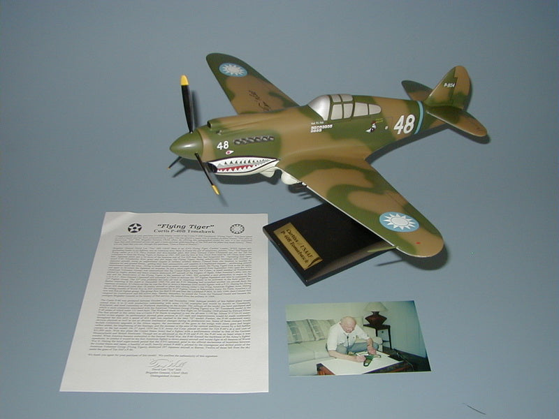 Curtiss P-40B Tomahawk (signed) – Scalecraft
